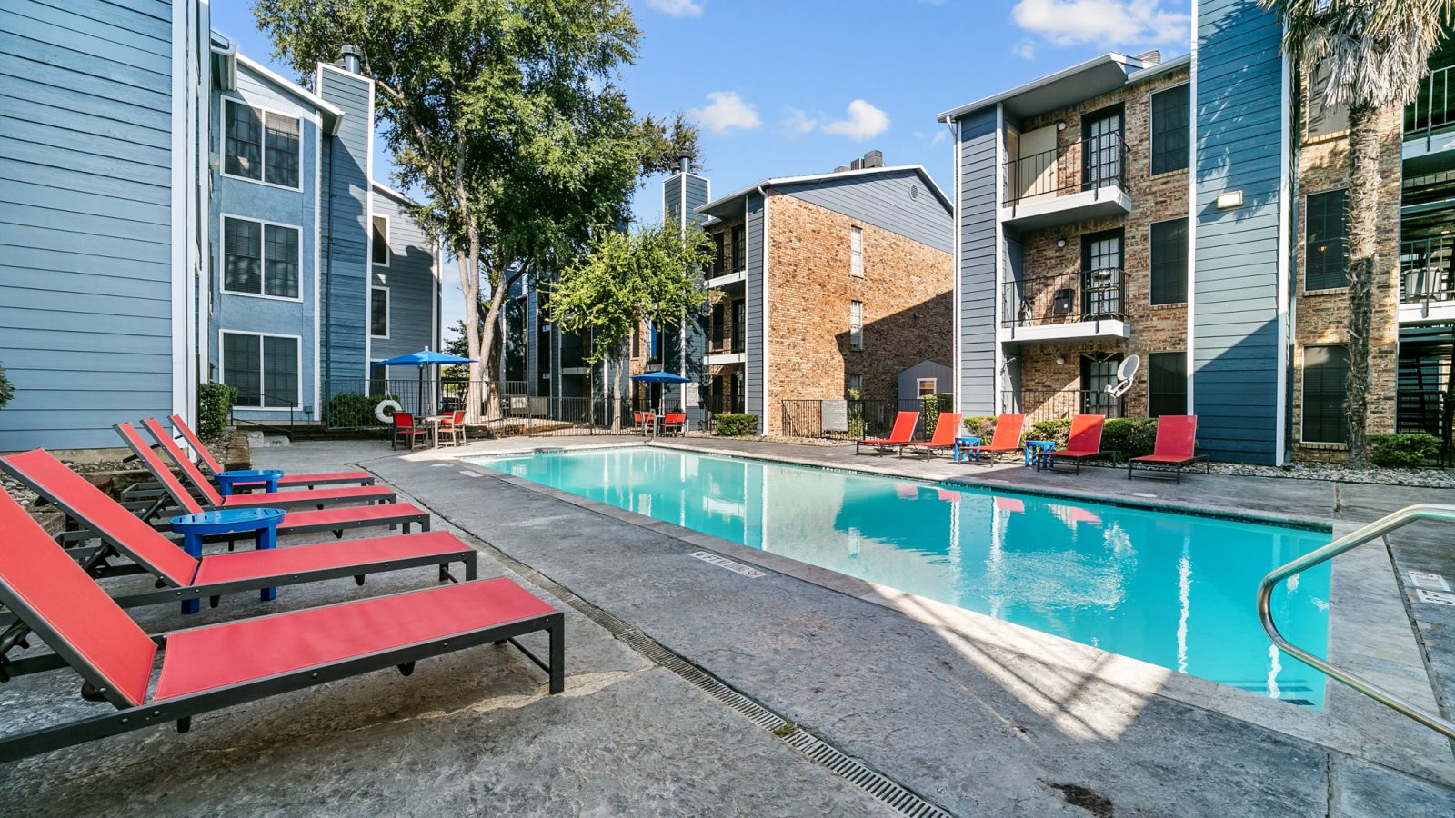 Landing at McCallum Photo Gallery